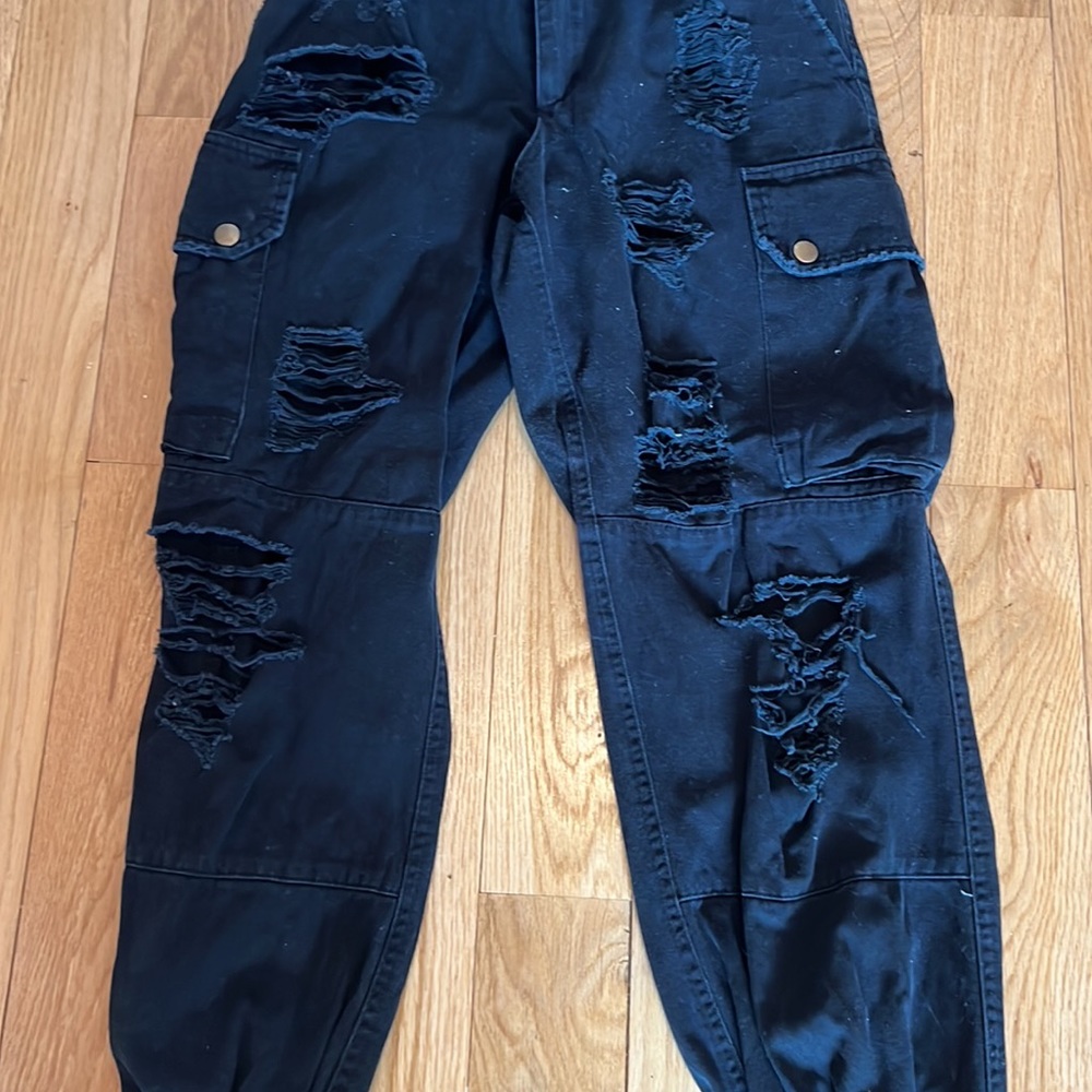 Carmar Distressed Black Cargo Pants - Gem